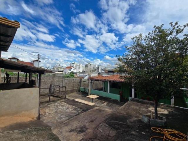 Terreno à Venda no Bairro Manoel Valinhas em Divinópolis MG