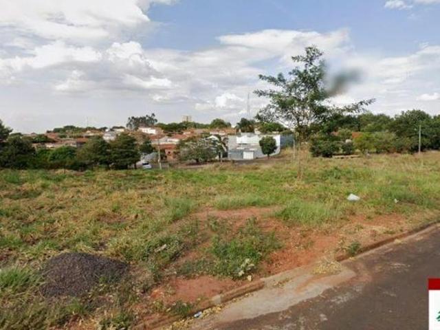 Terreno à Venda no bairro Monte Carlo, anexo ao Laluce!