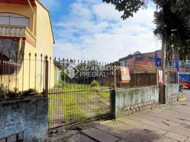 Terreno a venda no bairro Nossa Senhora das Graças 673m²