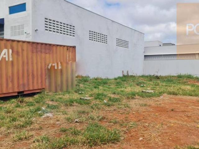 Terreno à venda no bairro Novo Mundo em Uberlândia