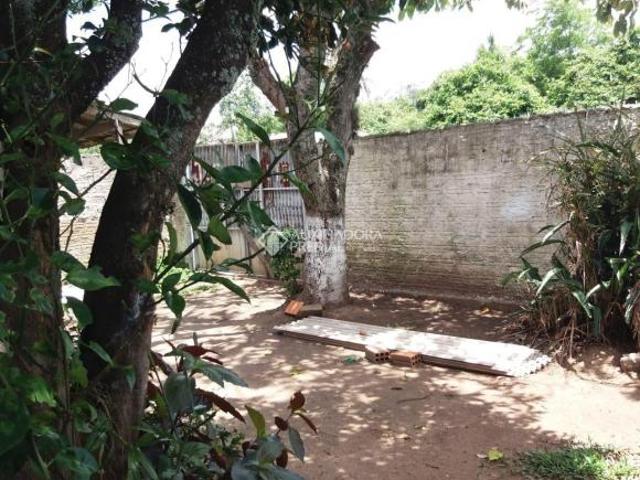 Terreno à Venda no bairro Olaria com 339m²