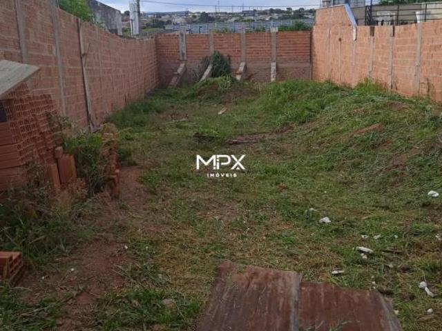 Terreno à venda no bairro Água Branca em Piracicaba