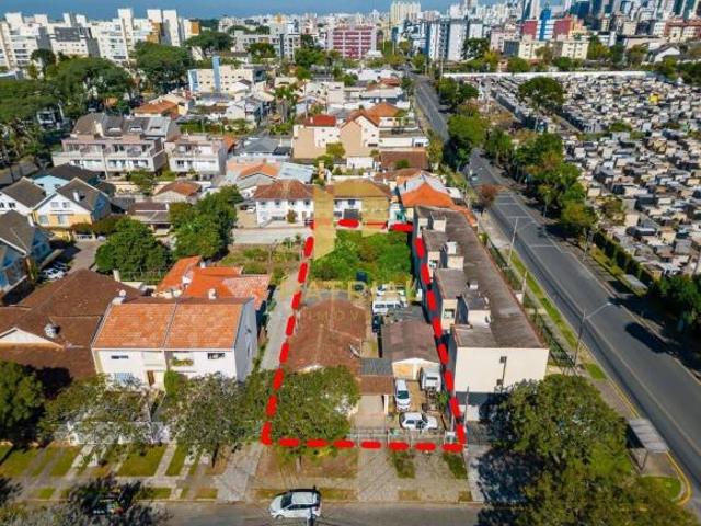 Terreno à venda no bairro Água Verde