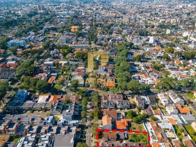 Terreno à venda no bairro Água Verde