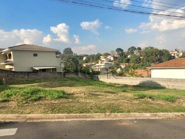 Terreno à Venda no bairro Altos do Morumbi em Vinhedo