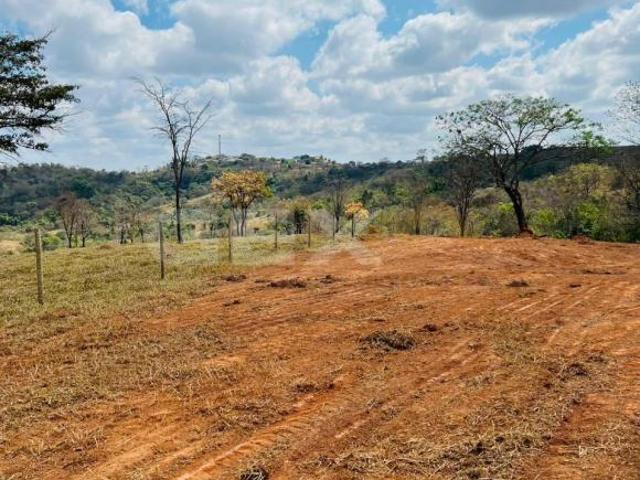 Terreno à venda no bairro Alta Vista com 3.950 m²