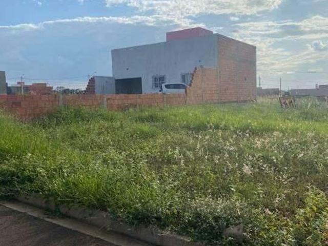 Terreno à Venda no Bairro Aranha Oliveira em Santa Bárbara d&apos Oeste