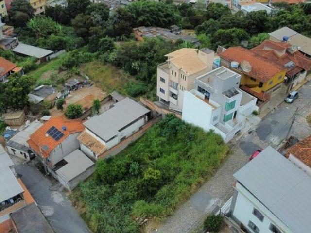 Terreno à venda no bairro Cachoeira Conselheiro Lafaiete