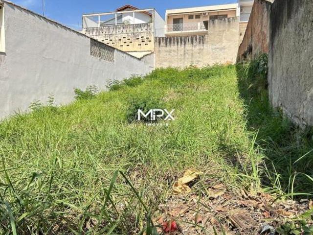 Terreno à venda no bairro Castelinho em Piracicaba