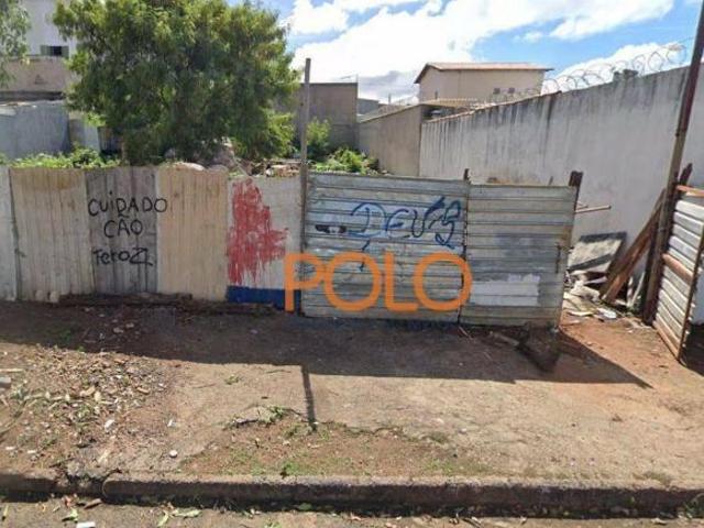 Terreno à venda no bairro Carajás em Uberlândia