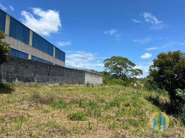 Terreno à venda no bairro Chácara do Solar II Fazendinha Santana de Parnaíba/SP