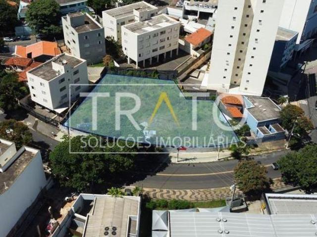 Terreno à venda no bairro Chácara da Barra