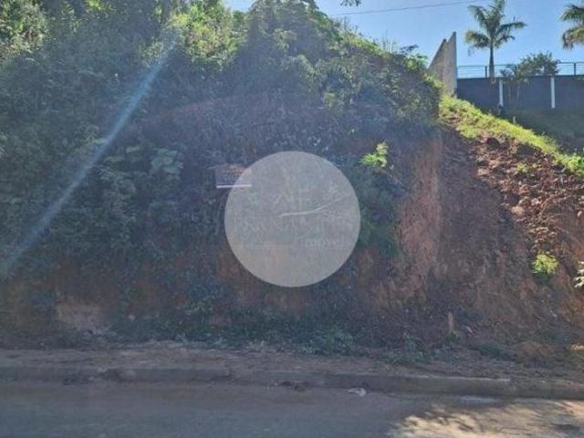 Terreno à venda no bairro Chácara das Garças em Santana de Parnaíba/SP
