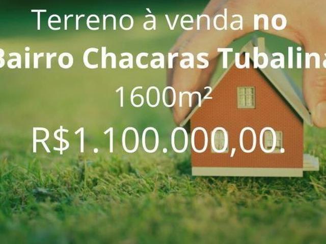 Terreno à venda no Bairro Chácaras Tubalina Uberlândia/MG