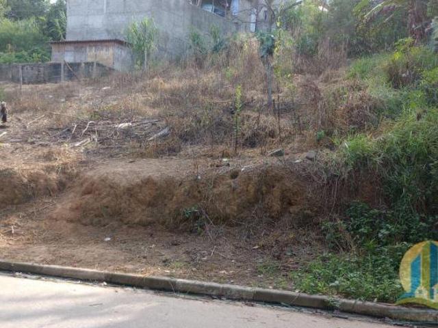 Terreno à venda no bairro Cidade São Pedro Gleba B Santana de Parnaíba/SP