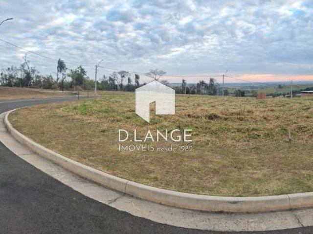 Terreno à venda no bairro Colina do Castelo em Jaguariúna