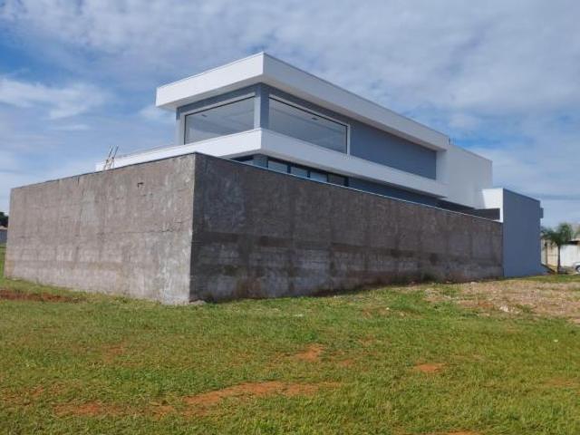 Terreno à venda no bairro Condomínio Residencial Gaudi Anápolis/GO