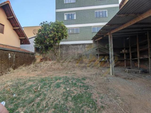 Terreno à venda no bairro Consulte Extrema/MG