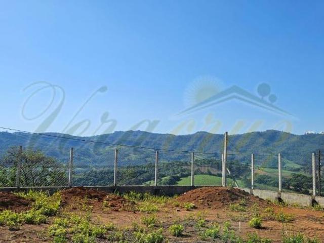 Terreno à venda no bairro Consulte Extrema/MG