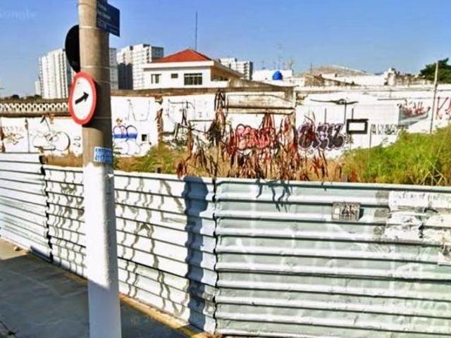 Terreno à venda no Bairro de Pirituba na Avenida Mutinga