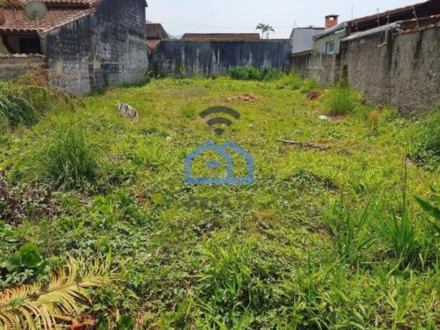 Terreno à venda no bairro do Massaguaçu em Caraguatatuba, SP Terreno de 300m², já aterrado Próxi