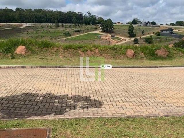 Terreno à venda no Bairro Itapema