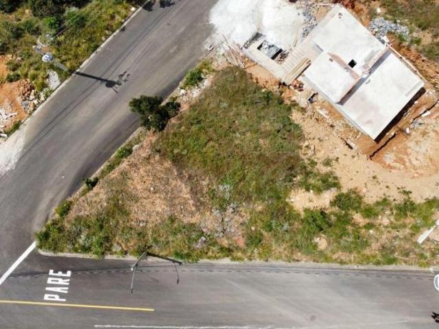 Terreno à venda no bairro Jardim Bandeirantes Poços de Caldas/MG