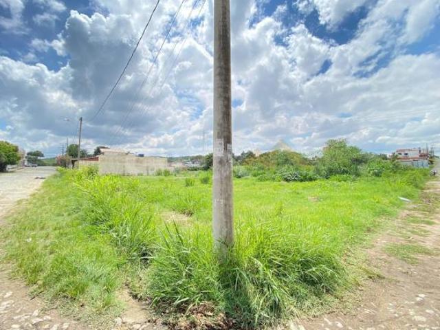 Terreno à Venda no Bairro Jardim Candelária em Divinópolis MG