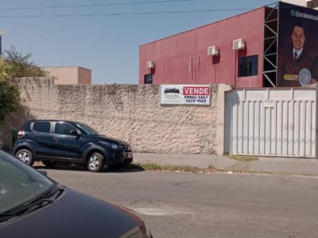 Terreno á venda no bairro Jardim Cuiabá