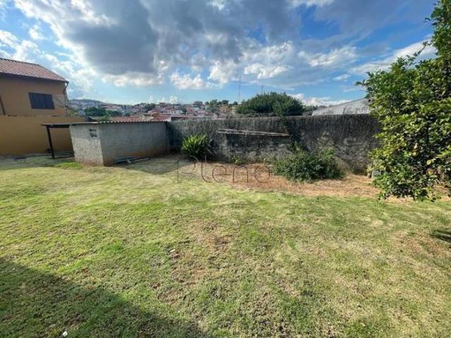 Terreno à Venda no bairro Jardim das Palmeiras em Valinhos