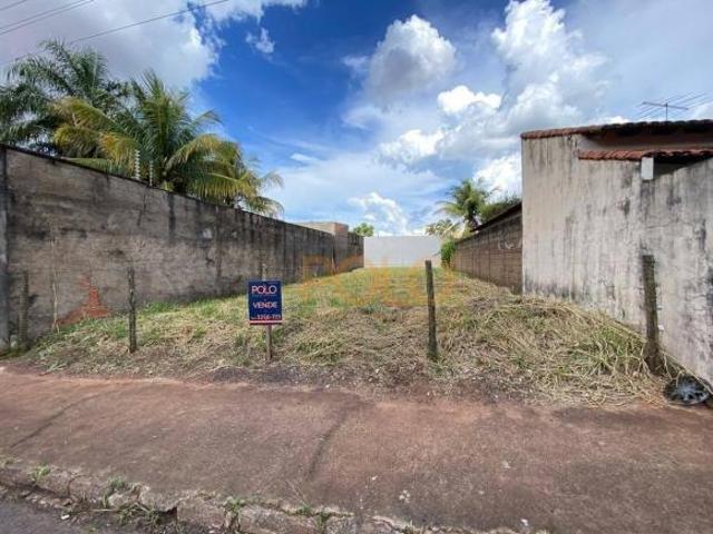 Terreno à venda no bairro Jardim Karaíba em Uberlândia
