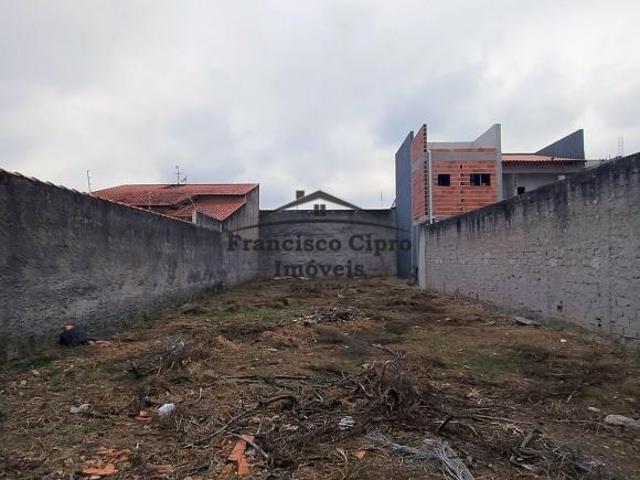 Terreno à venda no bairro Jardim Rony Guaratinguetá/SP