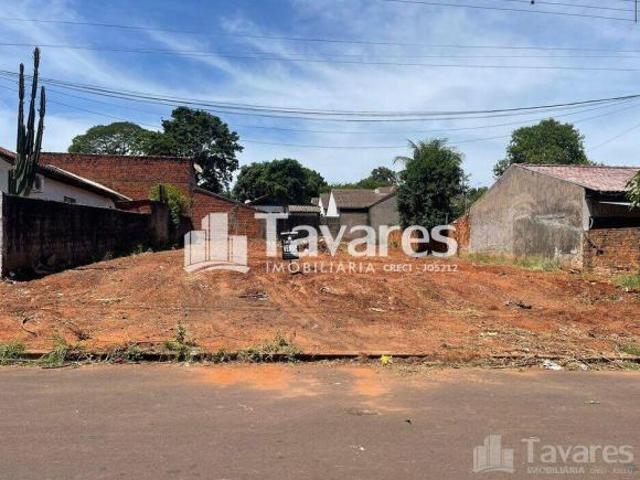 Terreno à venda no bairro Parque Tarumã Umuarama/PR