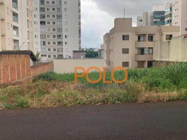 Terreno à venda no bairro Patrimônio em Uberlândia