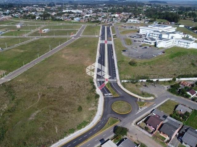 Terreno a venda no bairro Pinheiro Machado