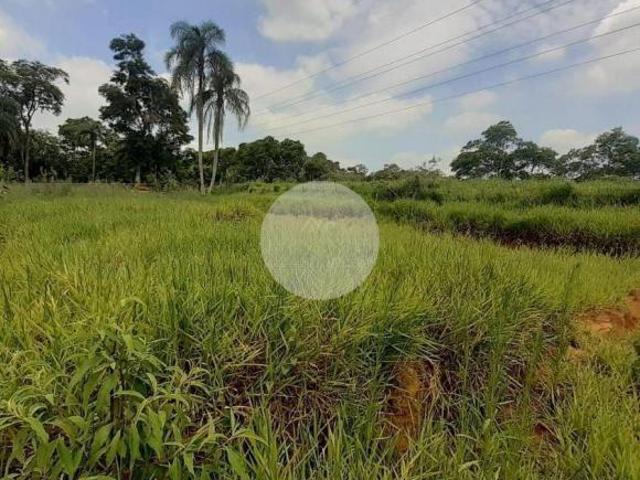 Terreno à venda no bairro Suru em Santana de Parnaíba/SP