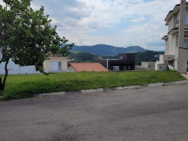 Terreno à venda no bairro Suru New Ville Santana de Parnaíba/SP