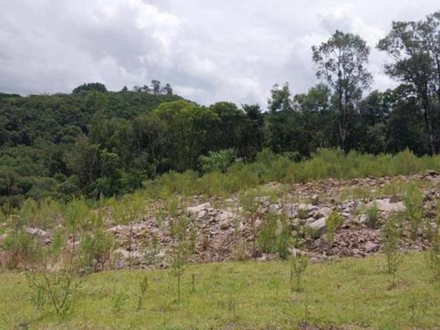 Terreno à venda no bairro São Giácomo