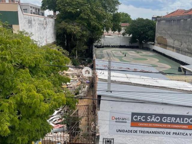 Terreno à venda no bairro São João Porto Alegre/RS