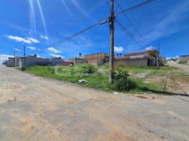 Terreno à venda no Bairro São Roque, em Divinópolis MG