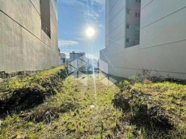 Terreno à venda no bairro Sanvitto, Caxias do Sul
