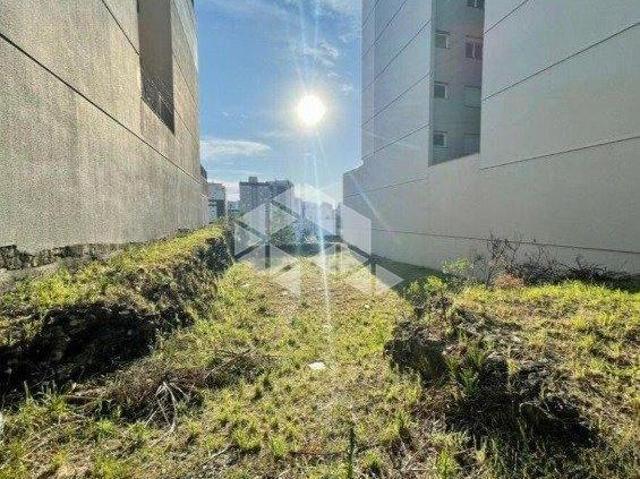 Terreno à venda no bairro Sanvitto, Caxias do Sul