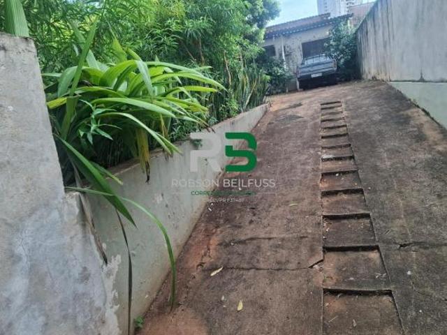 Terreno à venda no bairro Universitário