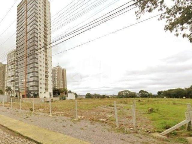 Terreno á venda no bairro Universitário, Caxias do Sul