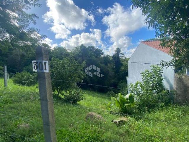 Terreno à venda no bairro Vila Nova em Porto Alegre