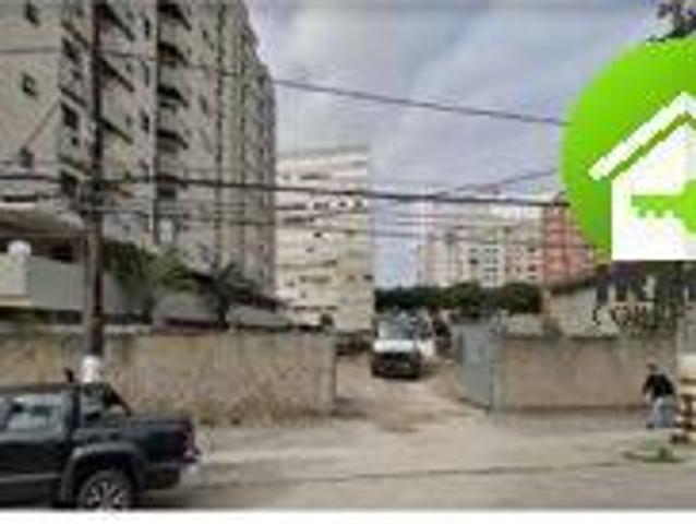 Terreno à Venda no Gonzaga – Ideal para Construir ou Investir!