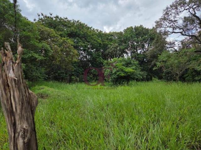Terreno à Venda no Guacuri – Jundiaí/SP com 6.400m²