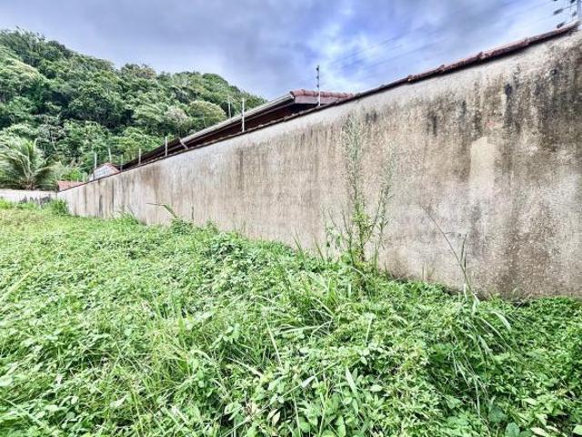 Terreno à venda no Guaiúba no Guarujá, SP | QVista Inteligência Imobiliária G.