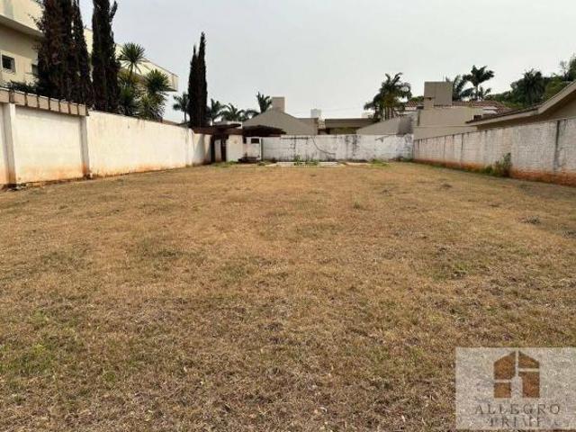 Terreno à venda no Debora Cristina com 880m² / Próximo ao Iguatemi