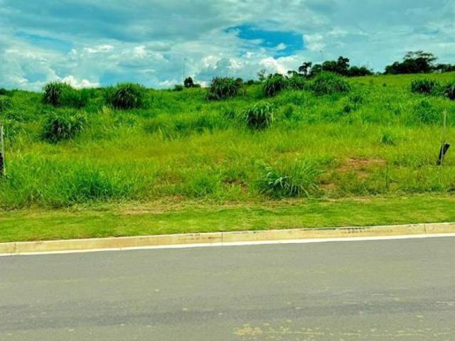 Terreno à venda no Distrito Industrial